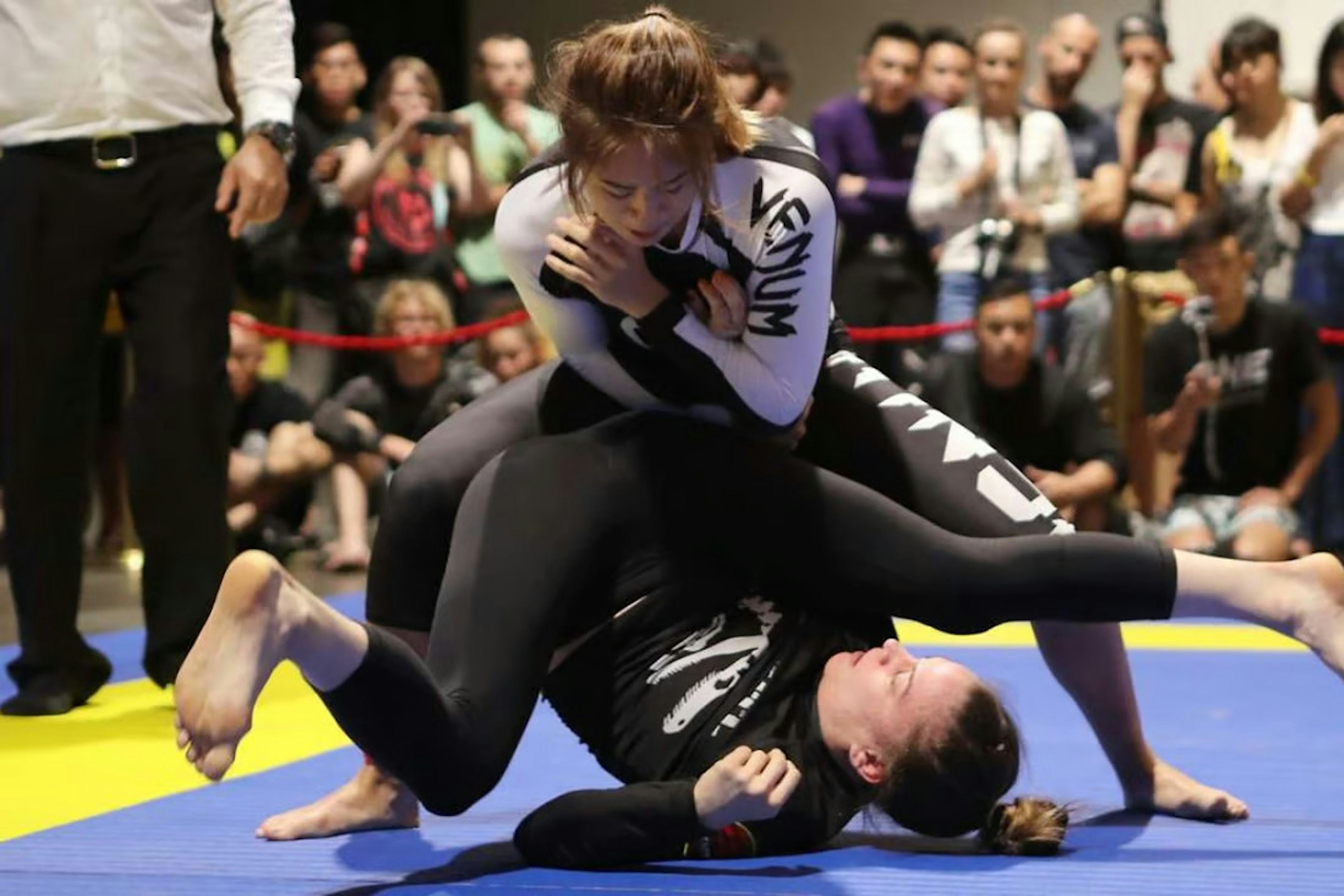 Livia Giles (@liviagiles) • SUBMETA